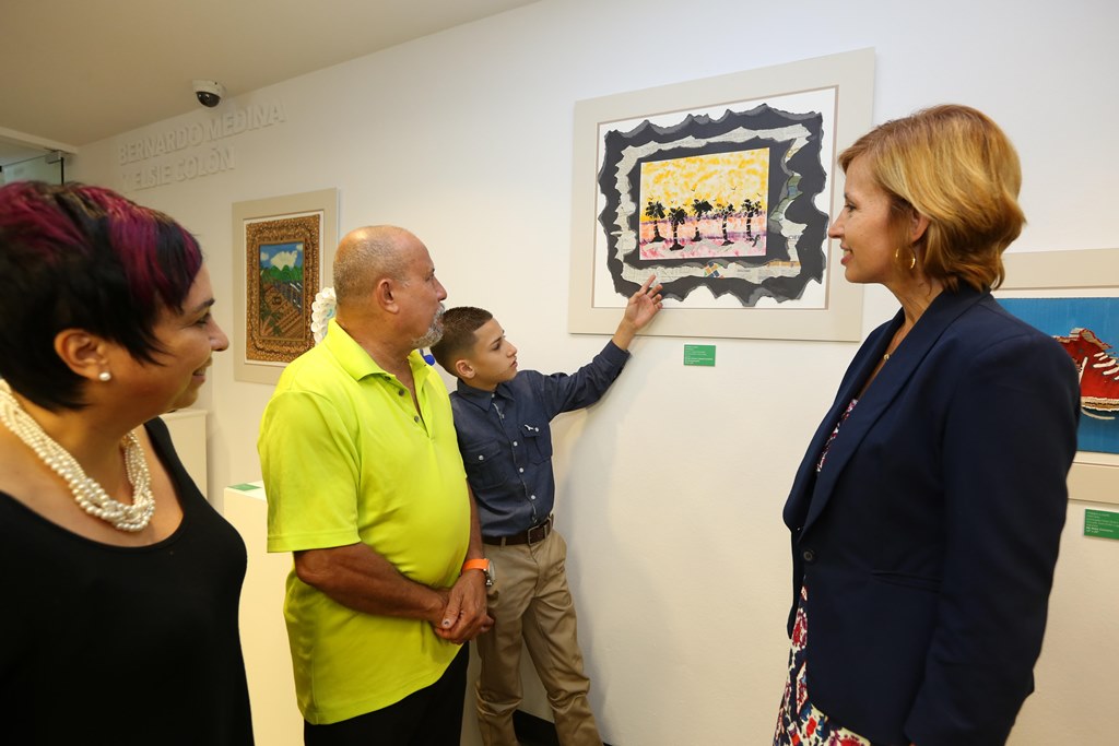 Celebran Certamen De Arte Con Material Reciclado En Regiones Educativas